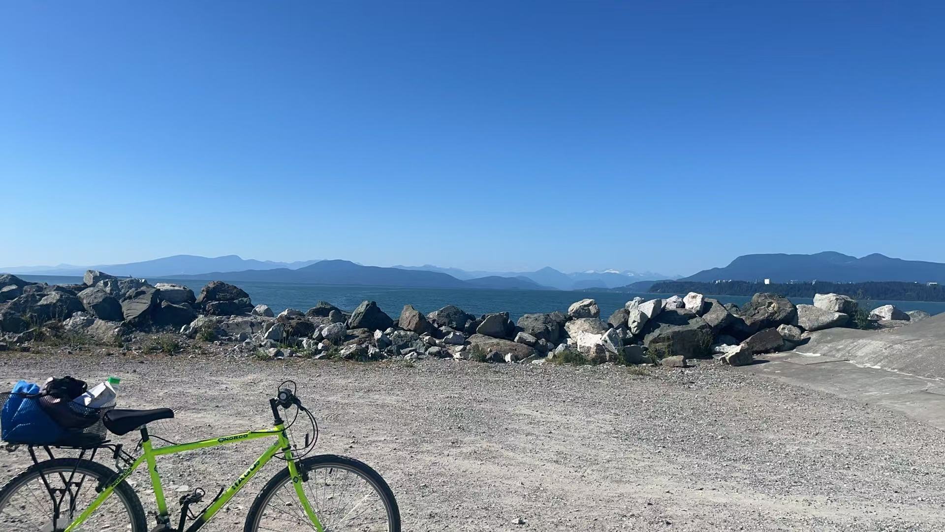 温哥华&杭州骑行体验比较